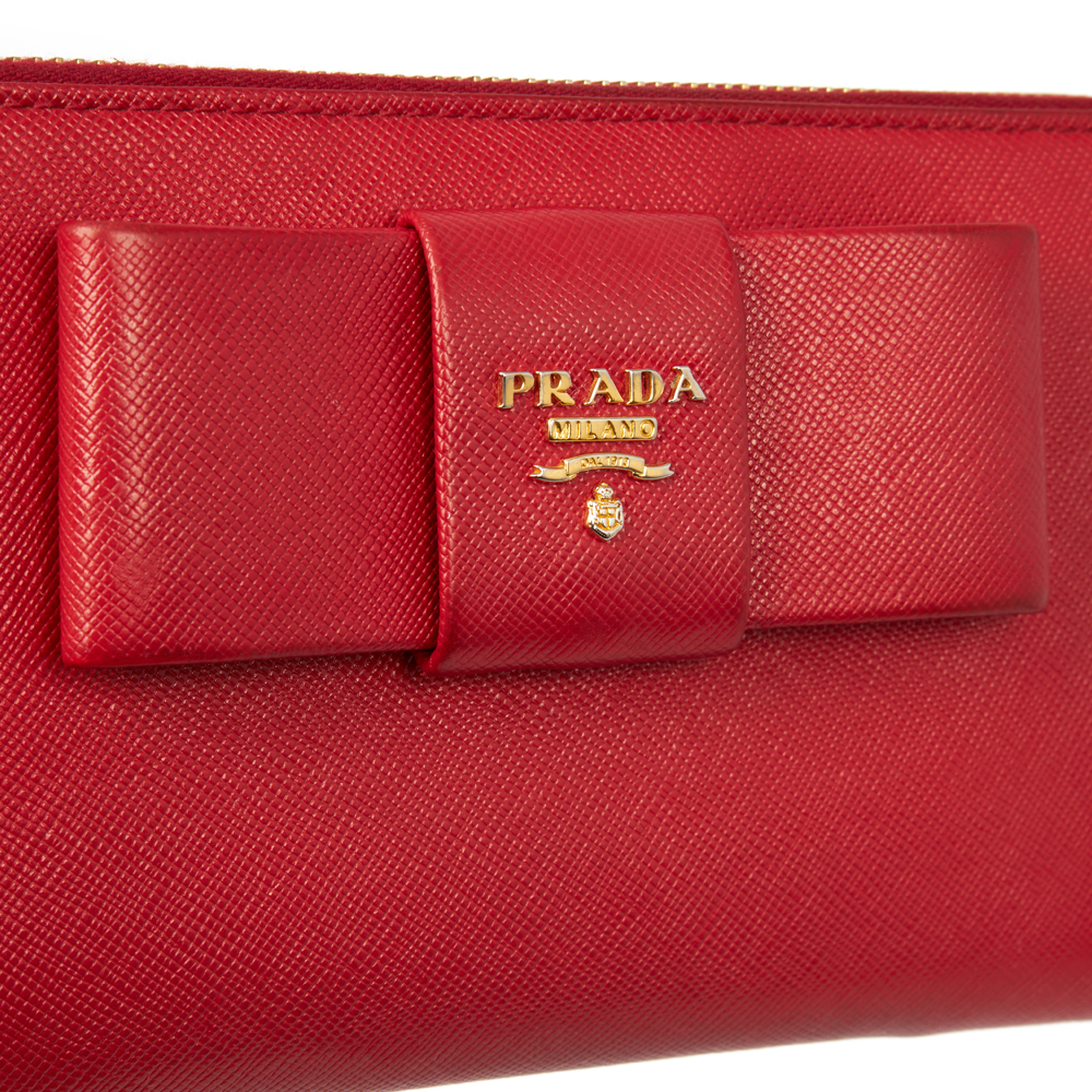 Authentic Pre-Owned Designer Purses & Wallets