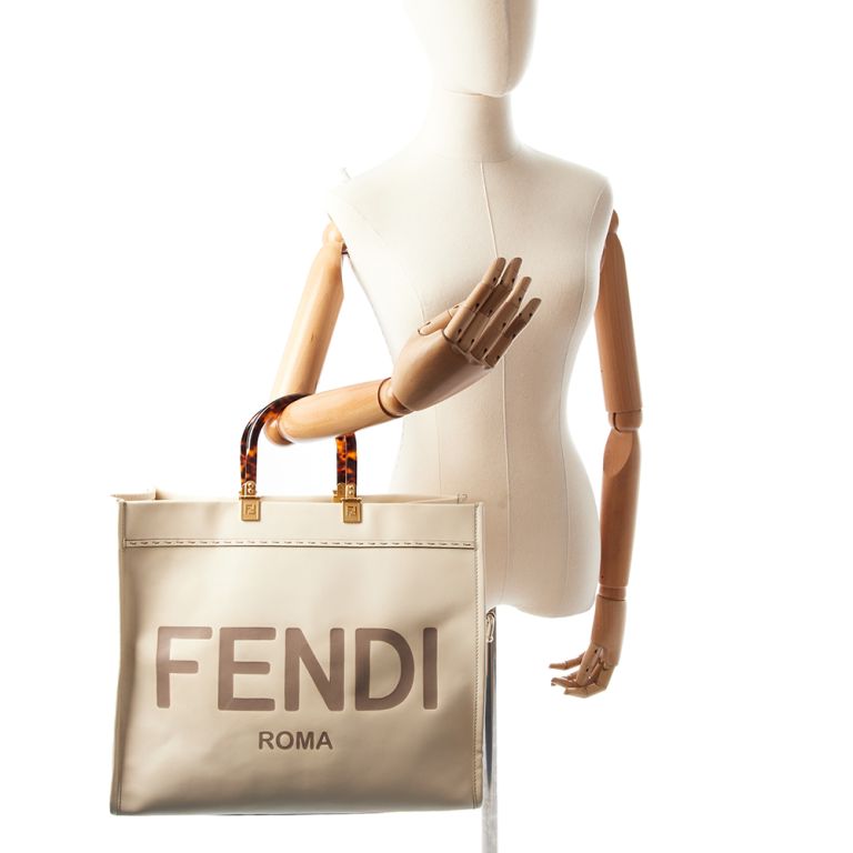 Fendi Sunshine - Large in Neutral | Handbag Clinic